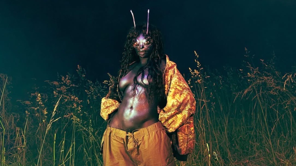 SZA Finally Releases ‘SOS Deluxe: LANA’ And Drops A Bugged-Out Video ...