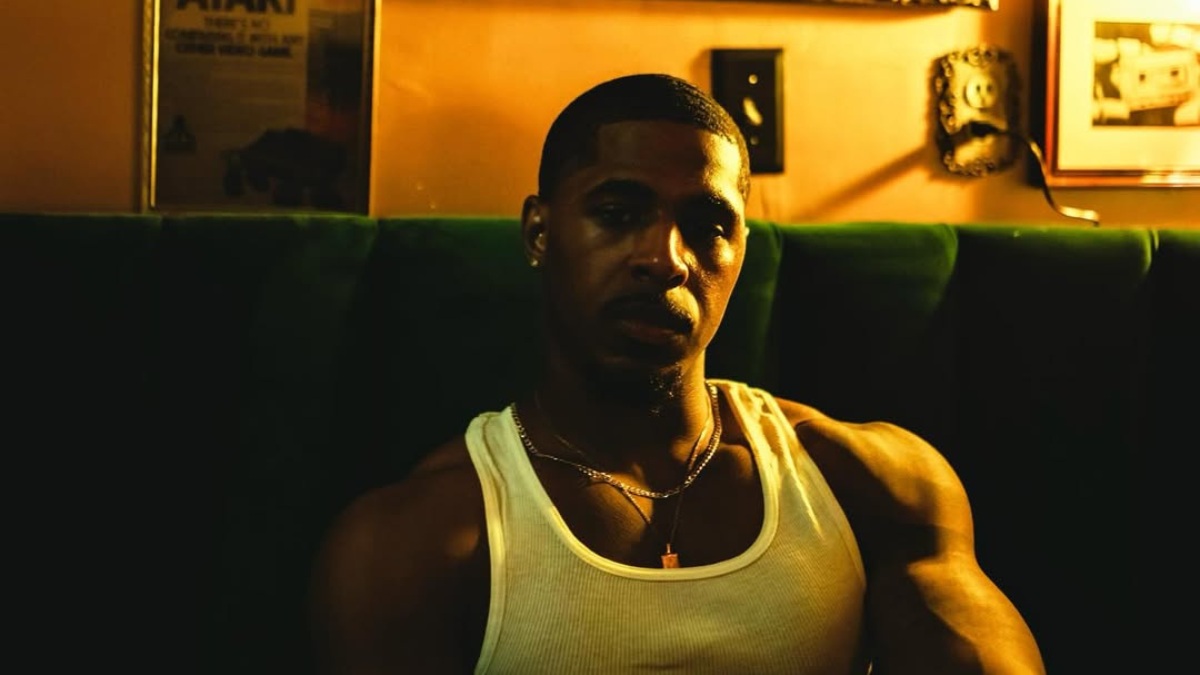 Khamari Is On The Outside Looking In At Love On ‘Head In A Jar ...