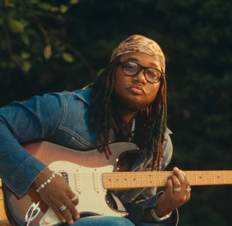Leon Thomas Gives Us An Inspired Vision With ‘My Muse’ & Releases New EP ‘PHOLKS’ | SoulBounce